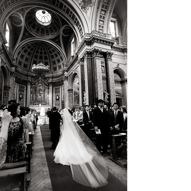 Chinese Wedding at The Brompton Oratory | Wedding Photographer London